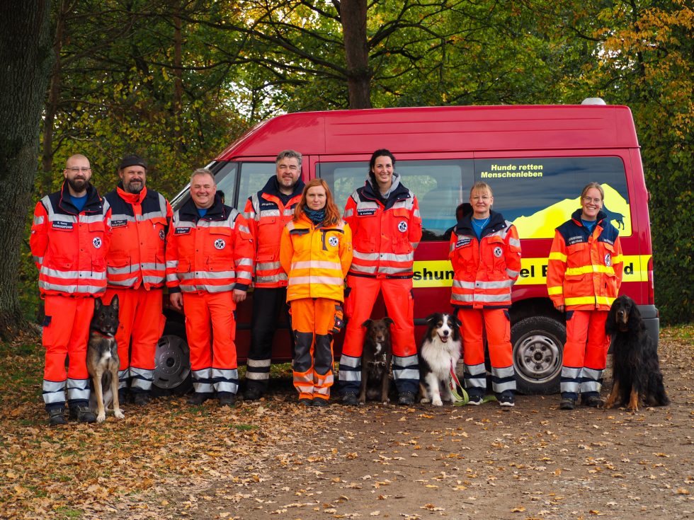 Flächensuchprüfung bei Teublitz | Rettungshundestaffel Bayerwald e.V.